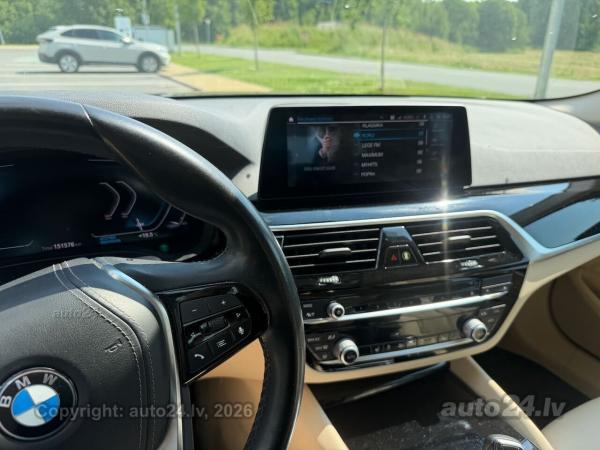 Blue BMW 5 Series 2020 in Tallinn, with an engine capacity of 3.00 L and mileage of 152 thousand km for 29140 €, photo 8 on AUTOMOTO.COM.LV