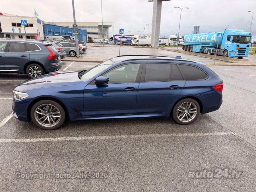 Blue BMW 5 Series 2020 in Tallinn, with an engine capacity of 2.00 L and mileage of 122 thousand km for 26500 €, photo 4 on AUTOMOTO.COM.LV