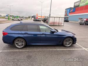 Blue BMW 5 Series 2020 in Tallinn, with an engine capacity of 2.00 L and mileage of 122 thousand km for 26500 €, photo 5 on AUTOMOTO.COM.LV