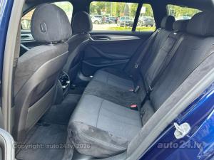 Zils BMW 5 Series 2020 Tallina, ar dzinēja tilpumu 2.00 L un nobraukumu 124 tūkst. km par 24900 €, foto 10 vietnē AUTOMOTO.COM.LV