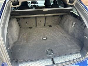 Zils BMW 5 Series 2020 Tallina, ar dzinēja tilpumu 2.00 L un nobraukumu 124 tūkst. km par 24900 €, foto 27 vietnē AUTOMOTO.COM.LV