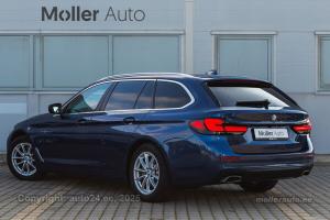 Blue BMW 5 Series 2021 in Ventspils, with an engine capacity of 2.00 L and mileage of 165 thousand km for 23212 €, photo 3 on AUTOMOTO.COM.LV