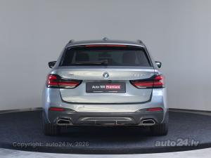 Zils BMW 5 Series 2022 Tallina, ar dzinēja tilpumu 2.00 L un nobraukumu 139 tūkst. km par 32900 €, foto 9 vietnē AUTOMOTO.COM.LV