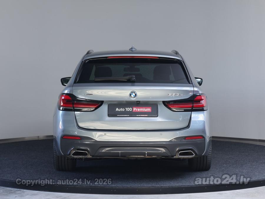 Zils BMW 5 Series 2022 Tallina, ar dzinēja tilpumu 2.00 L un nobraukumu 139 tūkst. km par 32900 €, foto 9 vietnē AUTOMOTO.COM.LV