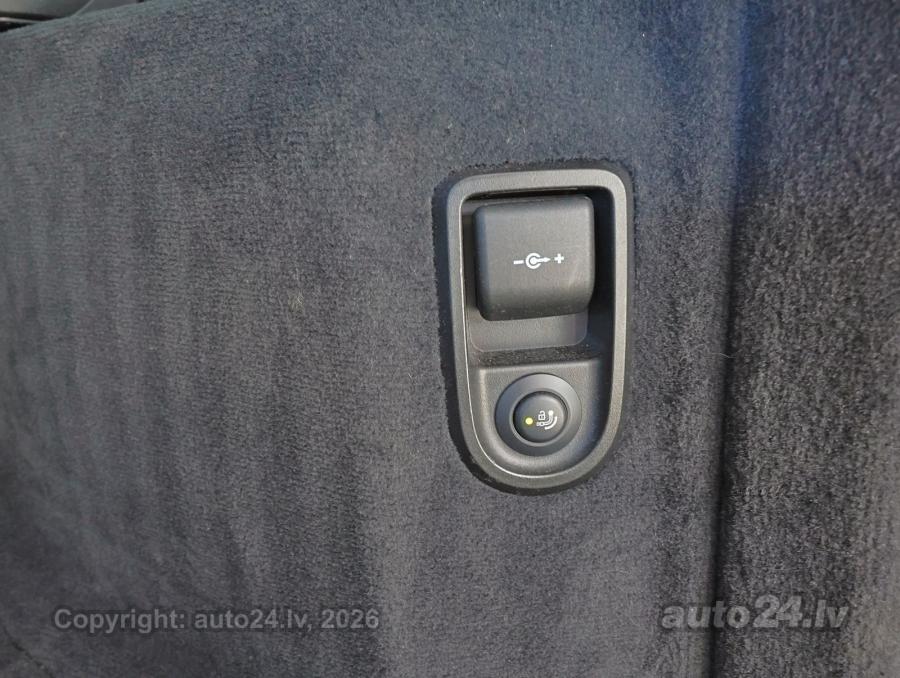 Zils BMW 5 Series 2022 Tallina, ar dzinēja tilpumu 2.00 L un nobraukumu 139 tūkst. km par 32900 €, foto 25 vietnē AUTOMOTO.COM.LV