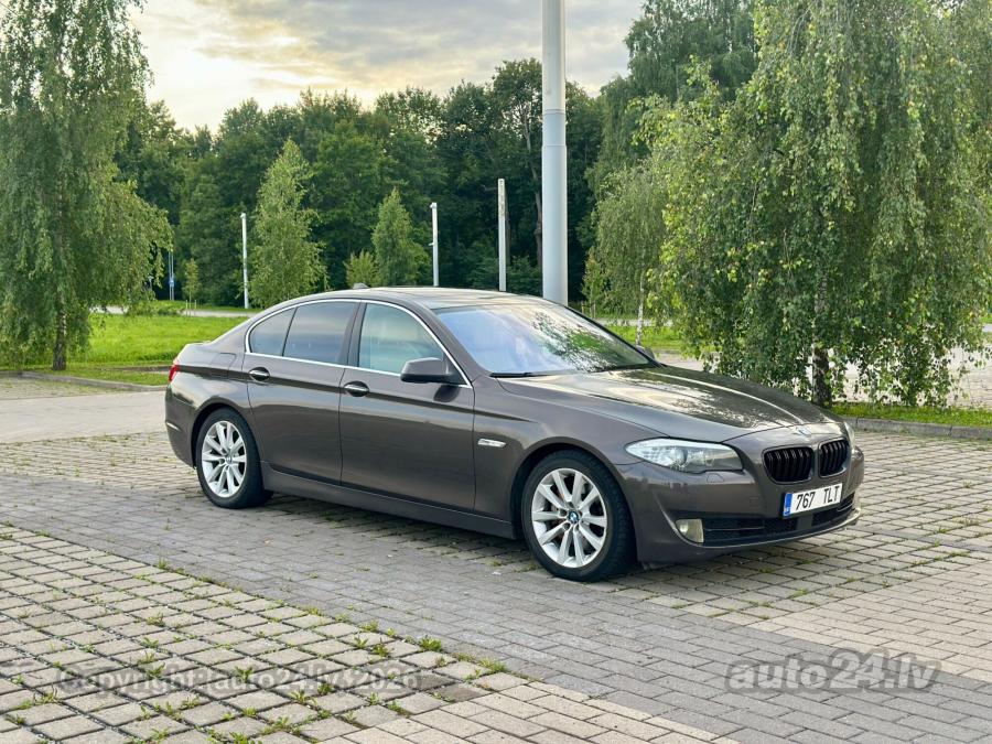 Brown BMW 5 Series 2010 in Tallinn, with an engine capacity of 3.00 L and mileage of 363 thousand km for 9990 €, photo 4 on AUTOMOTO.COM.LV