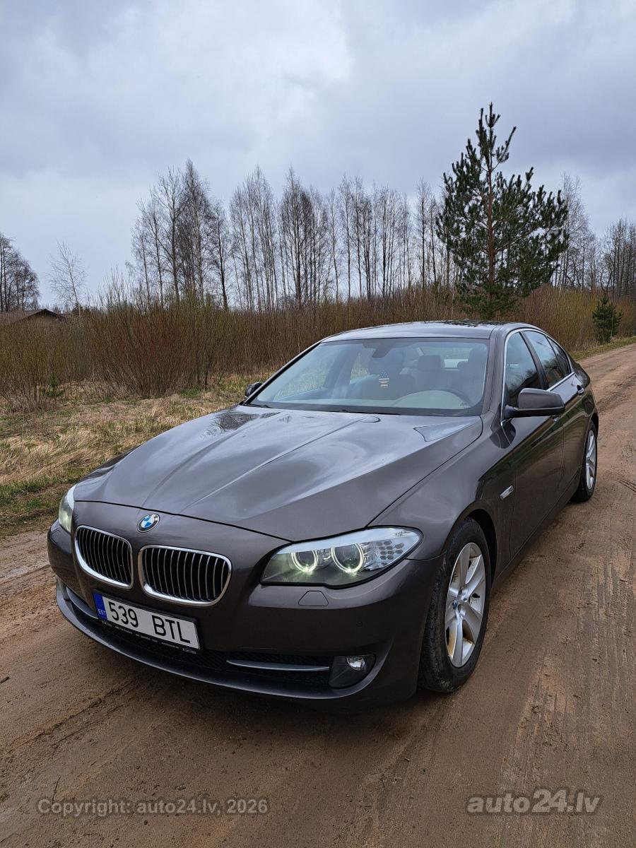 Brown BMW 5 Series 2013 in Tallinn, with an engine capacity of 2.00 L and mileage of 244 thousand km for 10900 €, photo 1 on AUTOMOTO.COM.LV