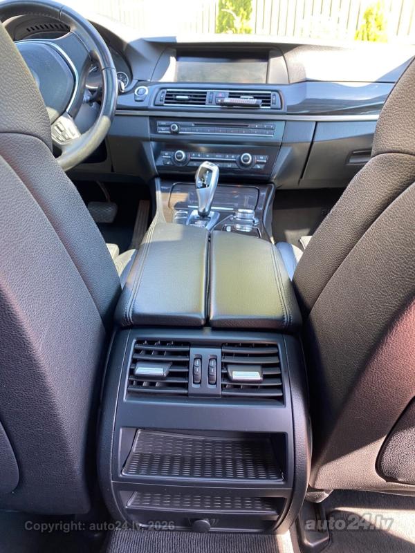 Brown BMW 5 Series 2013 in Tallinn, with an engine capacity of 2.00 L and mileage of 209 thousand km for 11500 €, photo 10 on AUTOMOTO.COM.LV