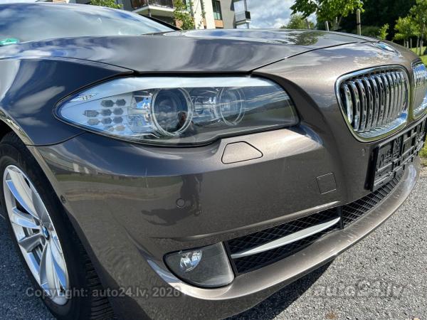 Brūns BMW 5 Series 2010 Tallina, ar dzinēja tilpumu 3.00 L un nobraukumu 217 tūkst. km par 9380 €, foto 2 vietnē AUTOMOTO.COM.LV