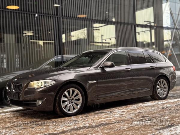Brūns BMW 5 Series 2012 Tallina, ar dzinēja tilpumu 2.00 L un nobraukumu 289 tūkst. km par 10299 €, foto 3 vietnē AUTOMOTO.COM.LV