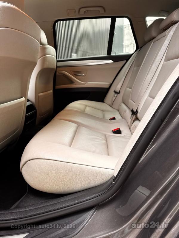 Brūns BMW 5 Series 2012 Tallina, ar dzinēja tilpumu 2.00 L un nobraukumu 289 tūkst. km par 10299 €, foto 11 vietnē AUTOMOTO.COM.LV