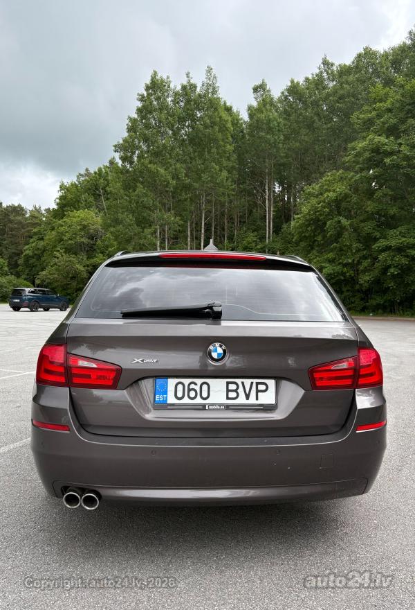 Brūns BMW 5 Series 2013 Pērnava, ar dzinēja tilpumu 2.00 L un nobraukumu 298 tūkst. km par 9500 €, foto 4 vietnē AUTOMOTO.COM.LV