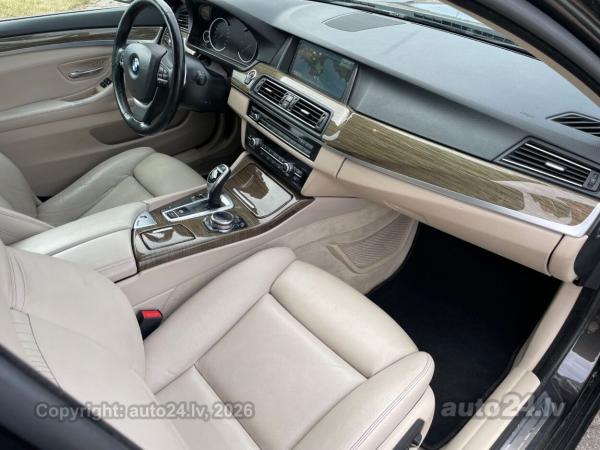 Brown BMW 5 Series 2014 in Tallinn, with an engine capacity of 3.00 L and mileage of 231 thousand km for 16900 €, photo 9 on AUTOMOTO.COM.LV