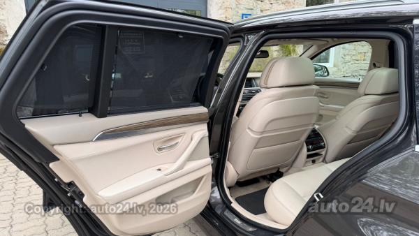 Brown BMW 5 Series 2014 in Tallinn, with an engine capacity of 3.00 L and mileage of 354 thousand km for 11990 €, photo 8 on AUTOMOTO.COM.LV