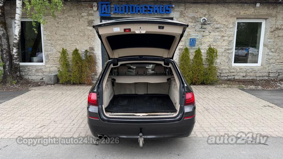 Brown BMW 5 Series 2014 in Tallinn, with an engine capacity of 3.00 L and mileage of 354 thousand km for 11990 €, photo 13 on AUTOMOTO.COM.LV