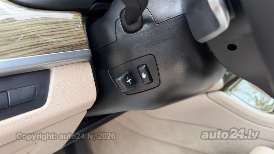 Brown BMW 5 Series 2014 in Tallinn, with an engine capacity of 3.00 L and mileage of 354 thousand km for 11990 €, photo 18 on AUTOMOTO.COM.LV