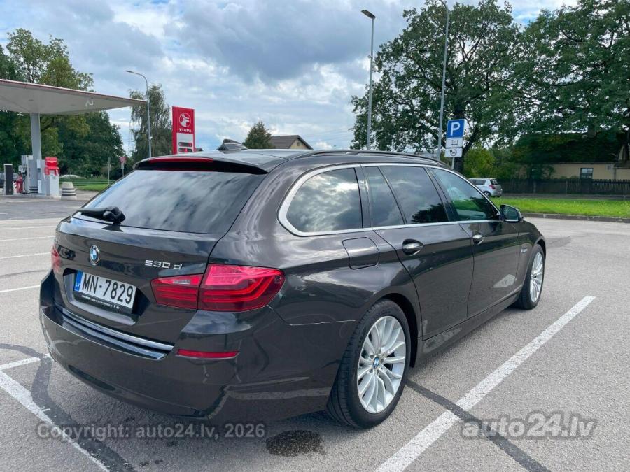 Brūns BMW 5 Series 2015 Rīga, ar dzinēja tilpumu 3.00 L un nobraukumu 197 tūkst. km par 12900 €, foto 3 vietnē AUTOMOTO.COM.LV