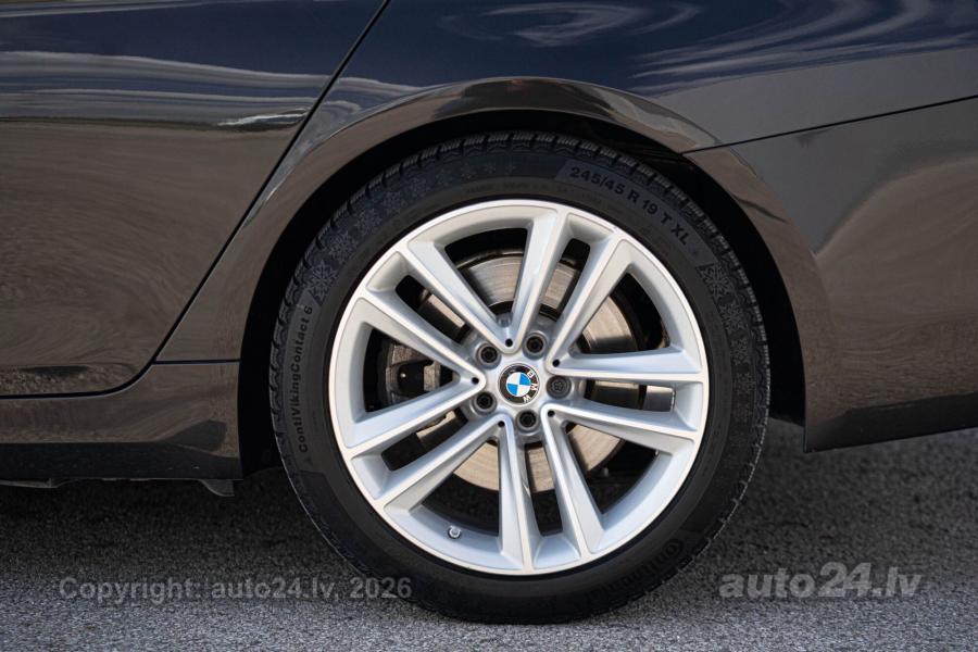 Brown BMW 5 Series 2017 in Tartu, with an engine capacity of 3.00 L and mileage of 125 thousand km for 24900 €, photo 15 on AUTOMOTO.COM.LV