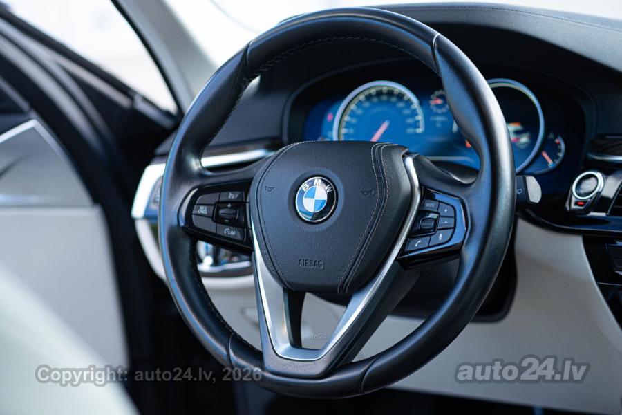 Brown BMW 5 Series 2017 in Tartu, with an engine capacity of 3.00 L and mileage of 125 thousand km for 24900 €, photo 16 on AUTOMOTO.COM.LV
