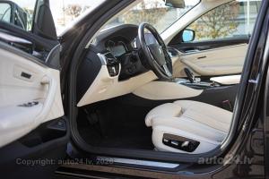 Brown BMW 5 Series 2017 in Tartu, with an engine capacity of 3.00 L and mileage of 125 thousand km for 24900 €, photo 21 on AUTOMOTO.COM.LV