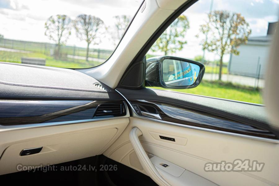 Brown BMW 5 Series 2017 in Tartu, with an engine capacity of 3.00 L and mileage of 125 thousand km for 24900 €, photo 24 on AUTOMOTO.COM.LV