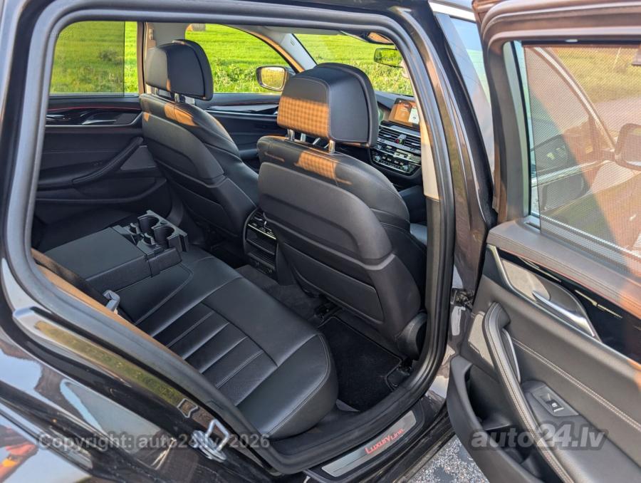 Brown BMW 5 Series 2017 in Tallinn, with an engine capacity of 2.00 L and mileage of 225 thousand km for 18999 €, photo 11 on AUTOMOTO.COM.LV