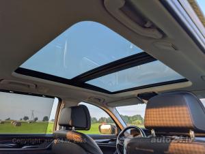 Brown BMW 5 Series 2017 in Tallinn, with an engine capacity of 2.00 L and mileage of 225 thousand km for 18999 €, photo 12 on AUTOMOTO.COM.LV