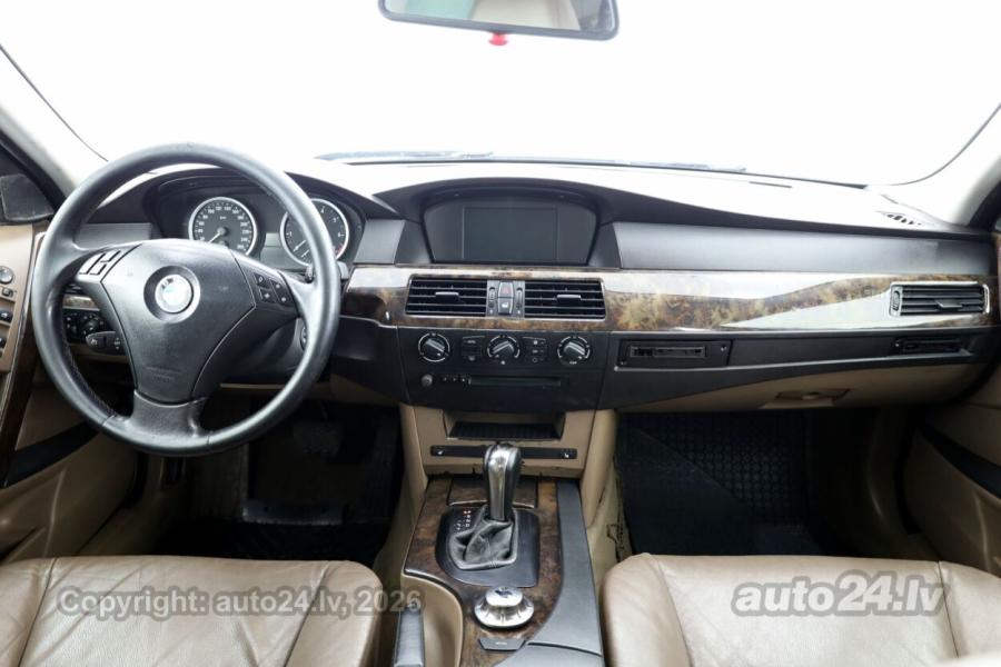 Zaļš BMW 5 Series 2003 Tallina, ar dzinēja tilpumu 2.20 L un nobraukumu 475 tūkst. km par 1799 €, foto 5 vietnē AUTOMOTO.COM.LV