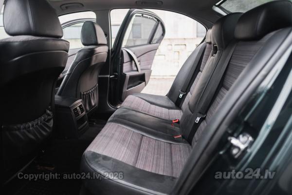 Zaļš BMW 5 Series 2004 Tallina, ar dzinēja tilpumu 2.20 L un nobraukumu 350 tūkst. km par 3100 €, foto 5 vietnē AUTOMOTO.COM.LV