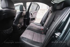 Zaļš BMW 5 Series 2004 Tallina, ar dzinēja tilpumu 2.20 L un nobraukumu 350 tūkst. km par 3100 €, foto 6 vietnē AUTOMOTO.COM.LV