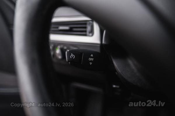 Zaļš BMW 5 Series 2004 Tallina, ar dzinēja tilpumu 2.20 L un nobraukumu 350 tūkst. km par 3100 €, foto 7 vietnē AUTOMOTO.COM.LV