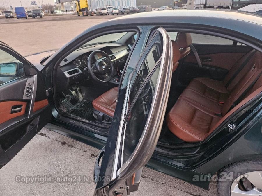 Zaļš BMW 5 Series 2004 Tallina, ar dzinēja tilpumu 3.00 L un nobraukumu 510 tūkst. km par 4500 €, foto 8 vietnē AUTOMOTO.COM.LV
