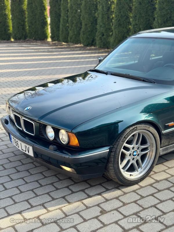 Zaļš BMW 5 Series 1995 Tallina, ar dzinēja tilpumu 2.50 L un nobraukumu 222 tūkst. km par 7888 €, foto 1 vietnē AUTOMOTO.COM.LV