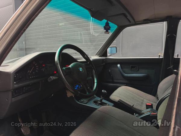 Grey BMW 5 Series 1985 in Tallinn, with an engine capacity of 2.40 L and mileage of 0 thousand km for 5600 €, photo 8 on AUTOMOTO.COM.LV