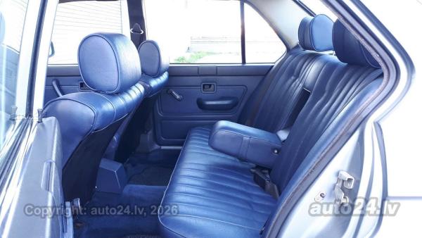 BMW 5 Series 1987 Tallina vietnē Pelēks BMW 5 Series 1987 Tallina, ar dzinēja tilpumu 2.70 L un nobraukumu 370 tūkst. km par 11900 €, foto 9 vietnē AUTOMOTO.COM.LV