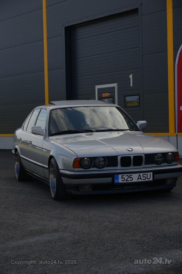 Pelēks BMW 5 Series 1992 Narva, ar dzinēja tilpumu 2.50 L un nobraukumu 330 tūkst. km par 9999 €, foto 5 vietnē AUTOMOTO.COM.LV