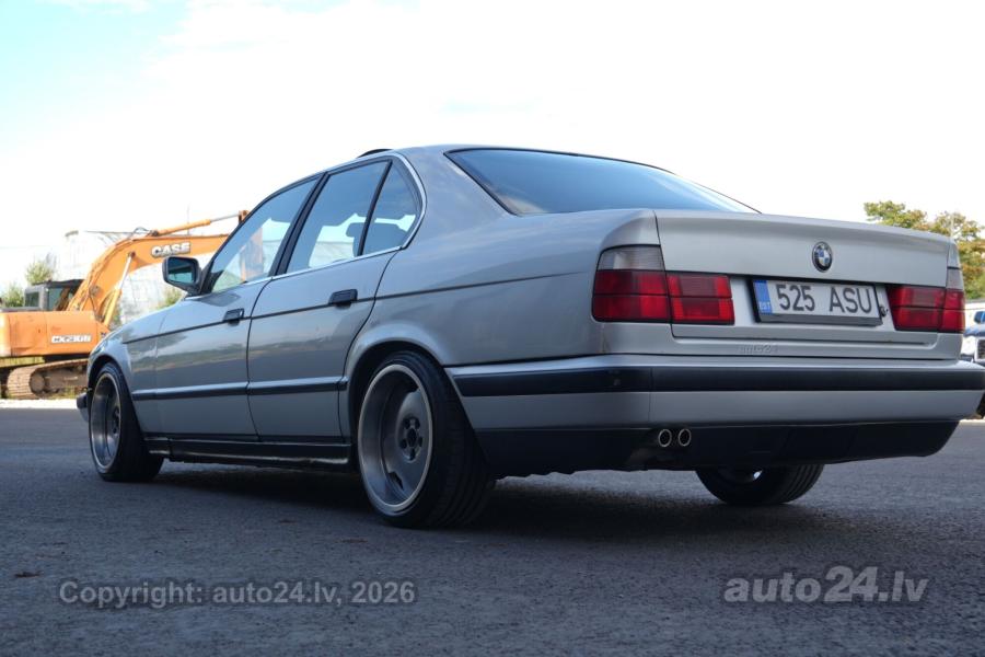 Pelēks BMW 5 Series 1992 Narva, ar dzinēja tilpumu 2.50 L un nobraukumu 330 tūkst. km par 9999 €, foto 8 vietnē AUTOMOTO.COM.LV