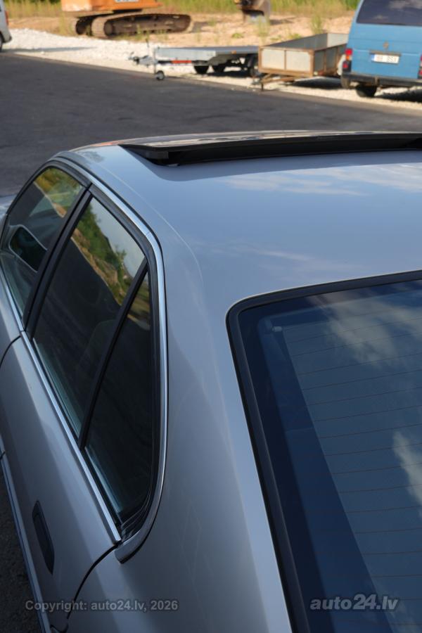 Pelēks BMW 5 Series 1992 Narva, ar dzinēja tilpumu 2.50 L un nobraukumu 330 tūkst. km par 9999 €, foto 10 vietnē AUTOMOTO.COM.LV