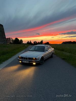 Pelēks BMW 5 Series 1992 Narva, ar dzinēja tilpumu 2.50 L un nobraukumu 330 tūkst. km par 9999 €, foto 17 vietnē AUTOMOTO.COM.LV