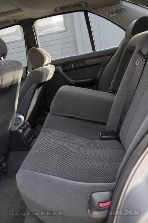 Pelēks BMW 5 Series 1992 Narva, ar dzinēja tilpumu 2.50 L un nobraukumu 330 tūkst. km par 9999 €, foto 19 vietnē AUTOMOTO.COM.LV