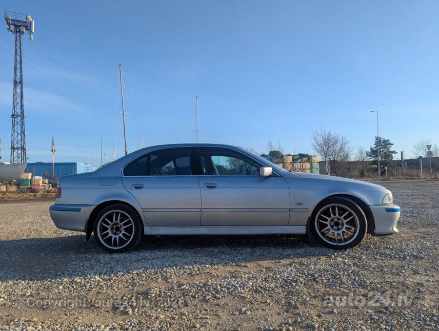 Pelēks BMW 5 Series 1996 Tallina, ar dzinēja tilpumu 2.80 L un nobraukumu 0 tūkst. km par 3500 €, foto 4 vietnē AUTOMOTO.COM.LV
