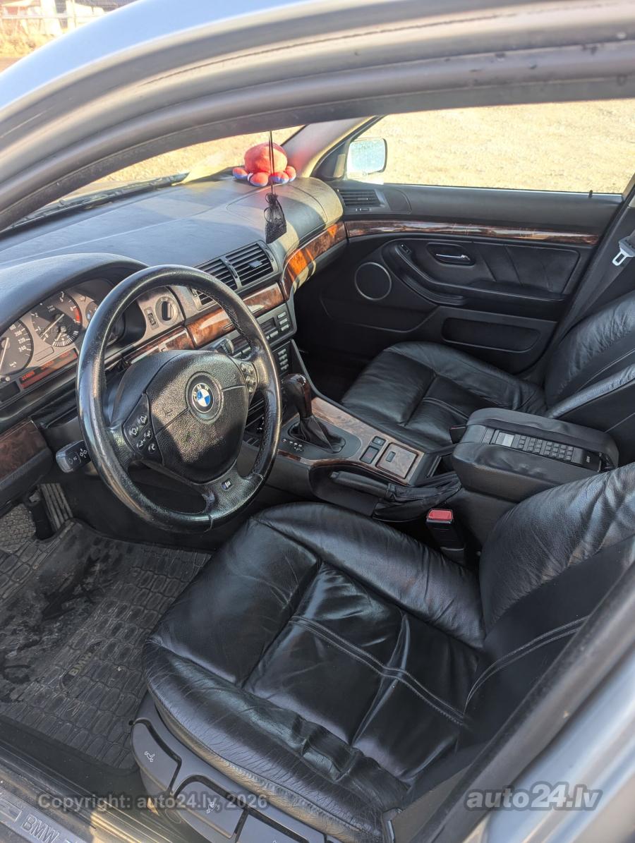 Pelēks BMW 5 Series 1996 Tallina, ar dzinēja tilpumu 2.80 L un nobraukumu 0 tūkst. km par 3500 €, foto 8 vietnē AUTOMOTO.COM.LV