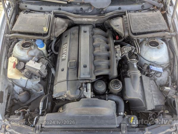 Grey BMW 5 Series 1996 in Tallinn, with an engine capacity of 2.80 L and mileage of 0 thousand km for 3500 €, photo 9 on AUTOMOTO.COM.LV