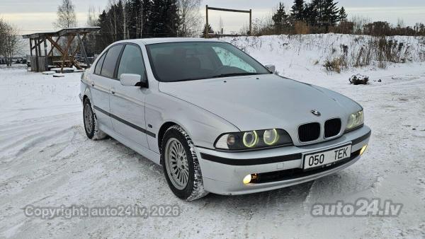 Pelēks BMW 5 Series 2000 Tartu, ar dzinēja tilpumu 2.20 L un nobraukumu 303 tūkst. km par 1950 €, foto 3 vietnē AUTOMOTO.COM.LV