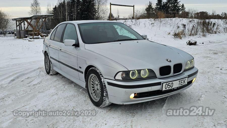 Grey BMW 5 Series 2000 in Tartu, with an engine capacity of 2.20 L and mileage of 303 thousand km for 1950 €, photo 3 on AUTOMOTO.COM.LV
