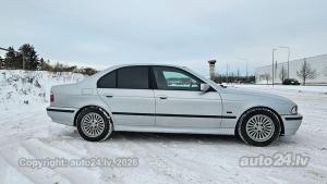 Grey BMW 5 Series 2000 in Tartu, with an engine capacity of 2.20 L and mileage of 303 thousand km for 1950 €, photo 4 on AUTOMOTO.COM.LV