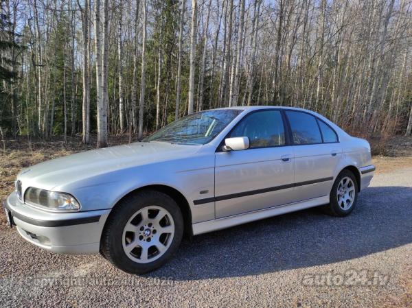 Pelēks BMW 5 Series 2001 Veru, ar dzinēja tilpumu 2.90 L un nobraukumu 398 tūkst. km par 2800 €, foto 2 vietnē AUTOMOTO.COM.LV