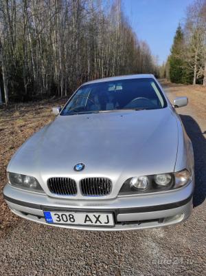 Pelēks BMW 5 Series 2001 Veru, ar dzinēja tilpumu 2.90 L un nobraukumu 398 tūkst. km par 2800 €, foto 3 vietnē AUTOMOTO.COM.LV
