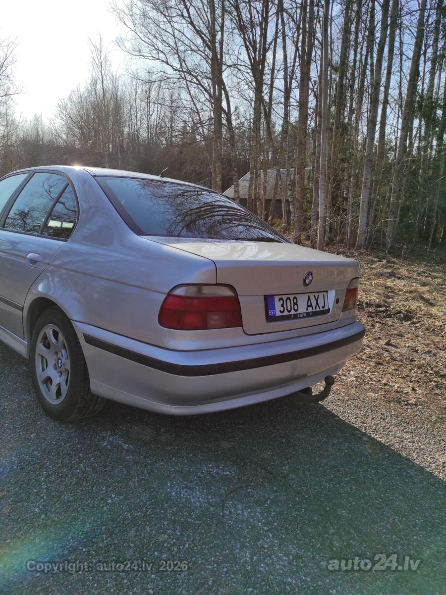 Pelēks BMW 5 Series 2001 Veru, ar dzinēja tilpumu 2.90 L un nobraukumu 398 tūkst. km par 2800 €, foto 6 vietnē AUTOMOTO.COM.LV