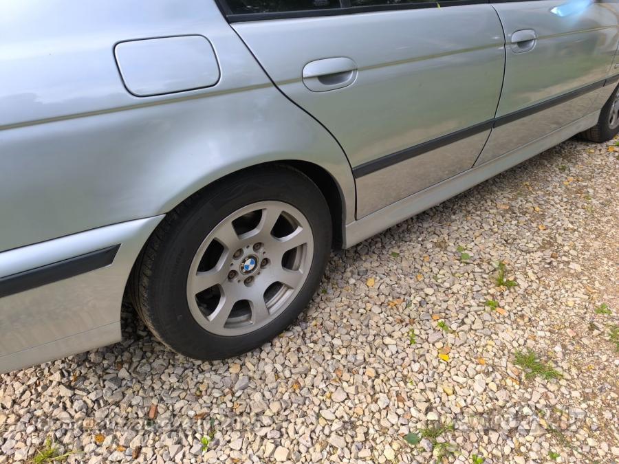 Grey BMW 5 Series 2001 in Tallinn, with an engine capacity of 2.90 L and mileage of 391 thousand km for 2300 €, photo 16 on AUTOMOTO.COM.LV